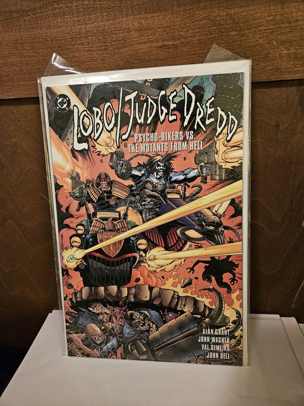 LOBO / JUDGE DREDD PSYCHO-BIKERS VS. THE MUTANTS FROM HELL #1 VF/NM ALAN GRANT | eBay