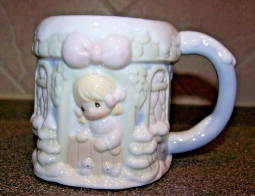 PRECIOUS MOMENTS 1994 WINTER MUG by ENESCO GIRL LOOKING AT BIRDS | eBay
