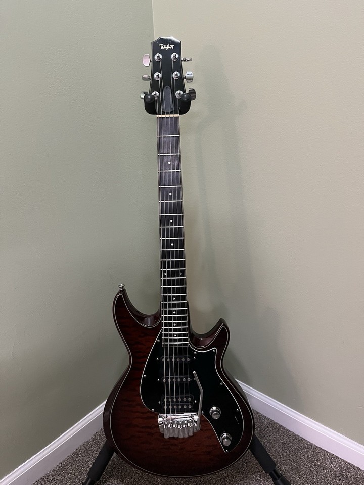 2011 Taylor SB2-SP HSS Electric Guitar with Hard Case, Quilt Top ...