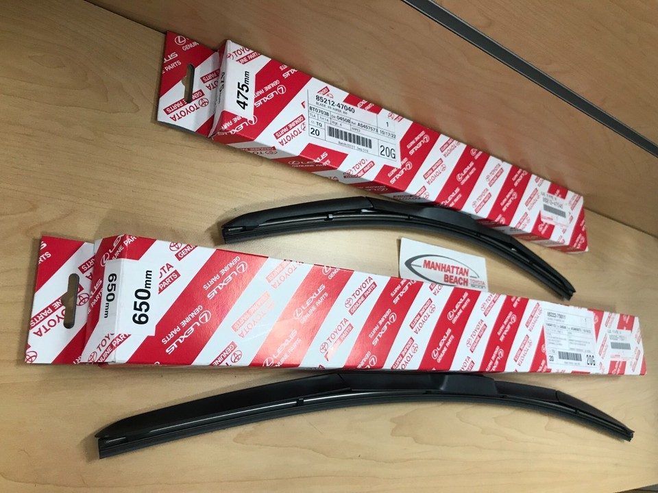 10-13 PRIUS Front Wiper Blade Set NEW genuine Toyota 85212-47040, 85222 ...