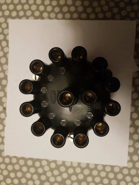 MAGNETI MARELLI 12 Cylinder 2 Coil Distributor Cap Ferrari 365 Gtc4 ...