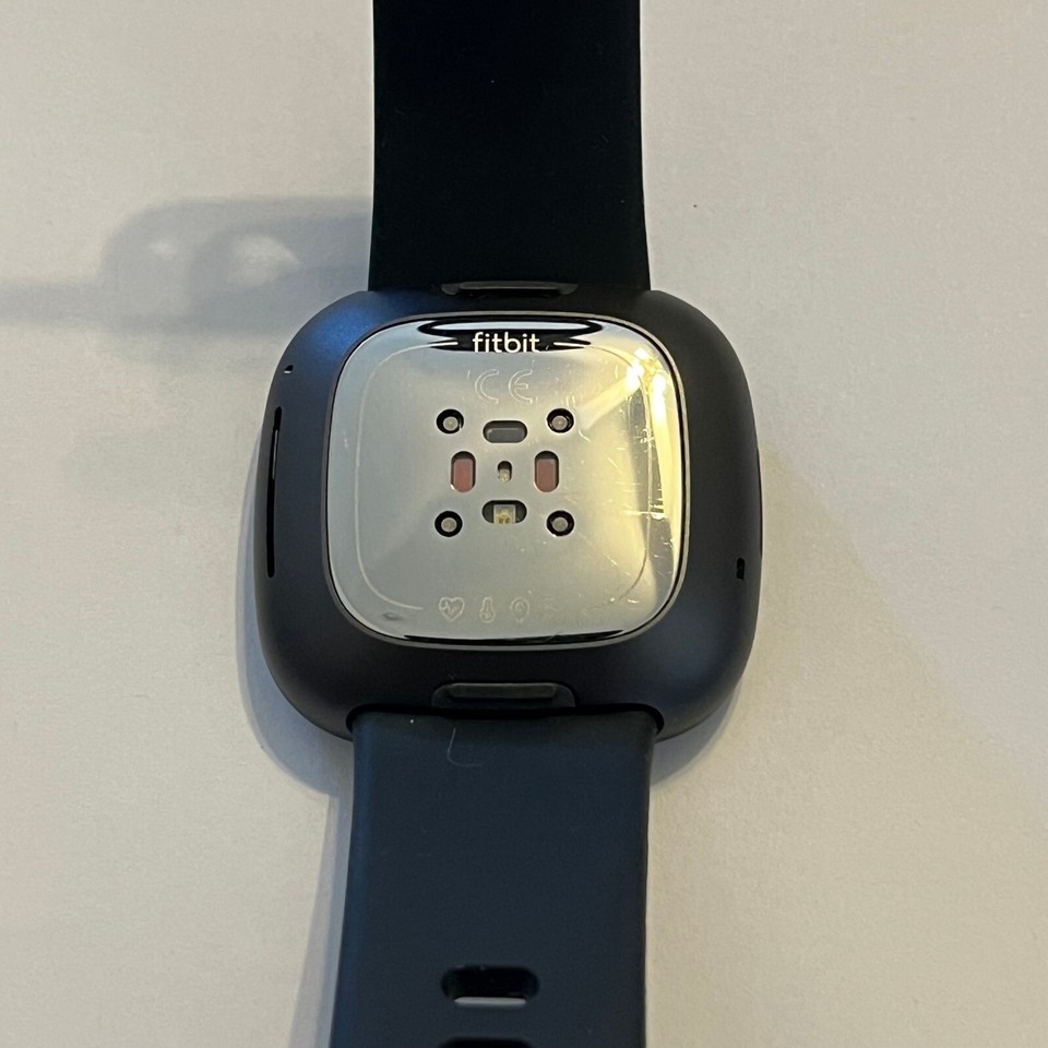 Fitbit Sense - Advanced GPS Activity Tracker Smart Watch FB512 Carbon ...