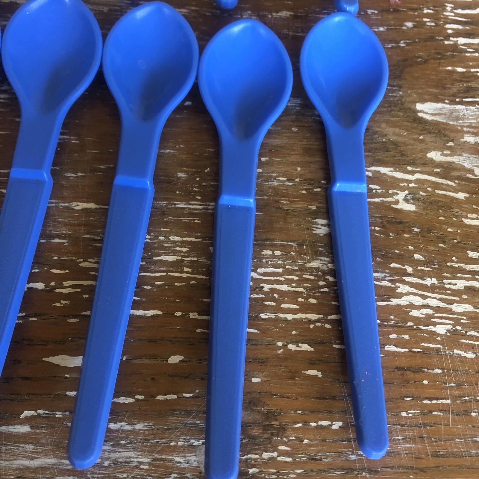 Bulk Tupperware 20 Hang On Spoons in Blue Baby Toddlers feeding | eBay