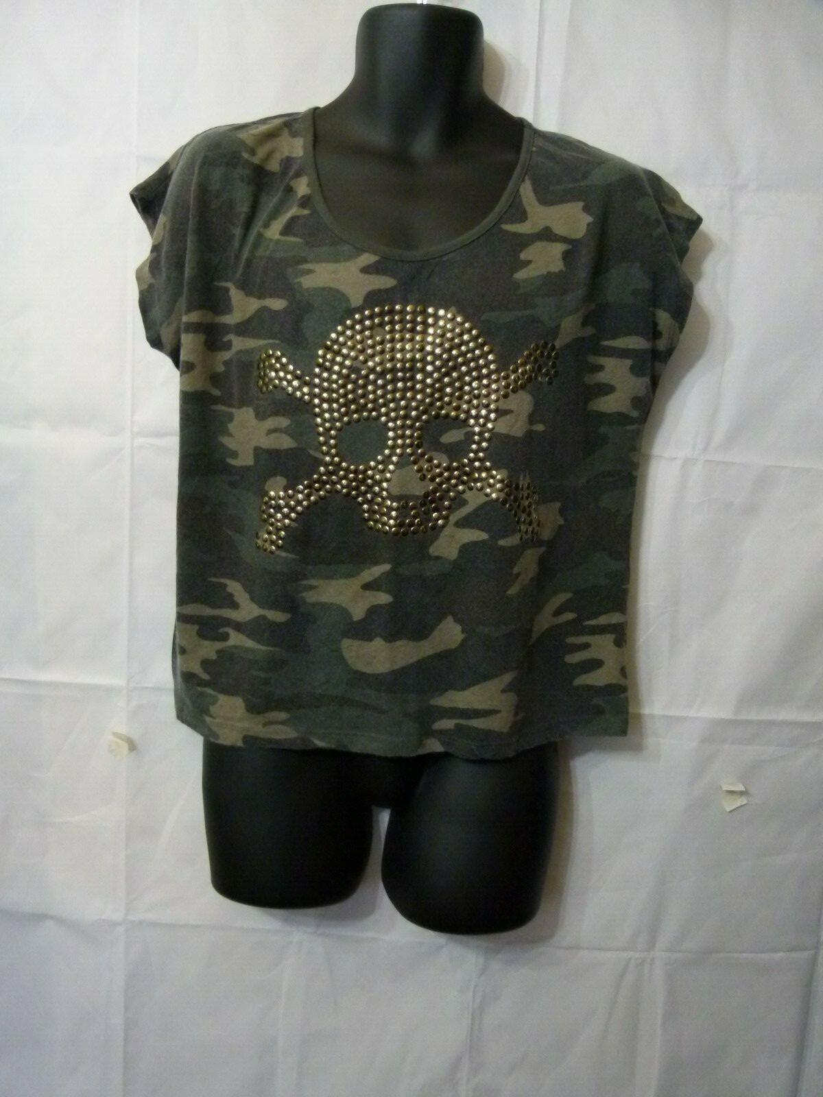 Ecko Red by Ecko UNLTD Women’s T-Shirt Camouflage Print Skull Logo Size ...