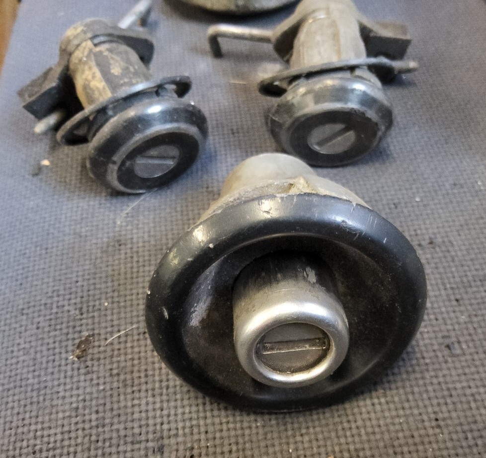 Ford Capri Mk2 Locks No Key Genuine | eBay UK