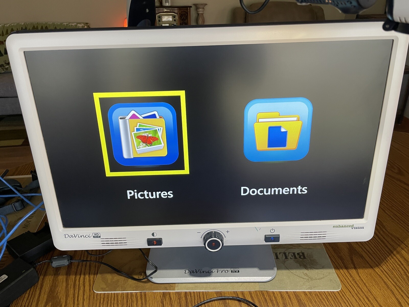 Enhanced Vision DaVinci Pro HD OCR Desktop Magnifier Text to Speech DAVP1E24A | eBay