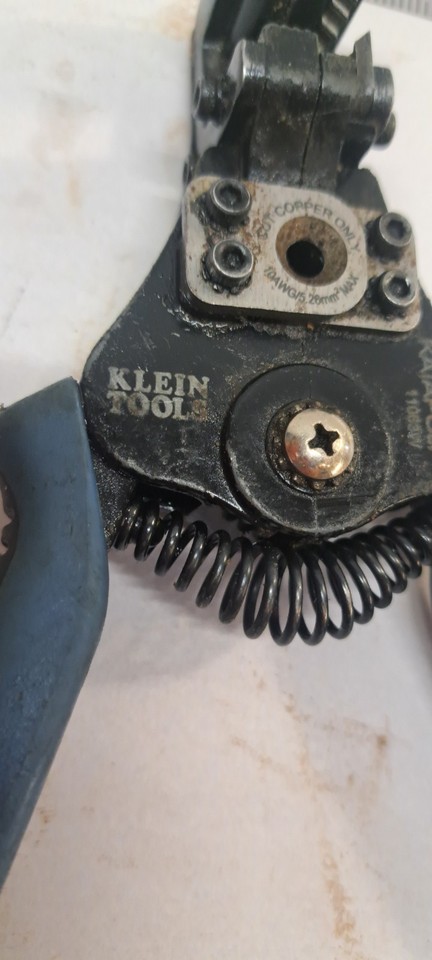 Klein Tools Katapult 11063W Wire Stripper and Cutter Solid & Stranded ...