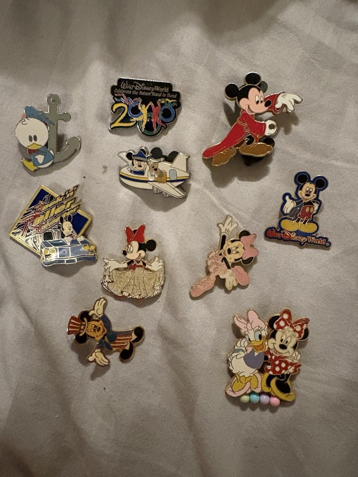 Disney Mickey Mouse Pin Set Walt Disney World 2000 Collectible | eBay