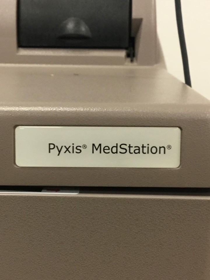 CAREFUSION Universal Medication Dispenser Pyxis Med Station 4000 No ...