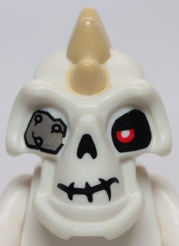 Lego Ninjago White Minifig Head Modified Skeleton Tan Spikes Metal Eye ...