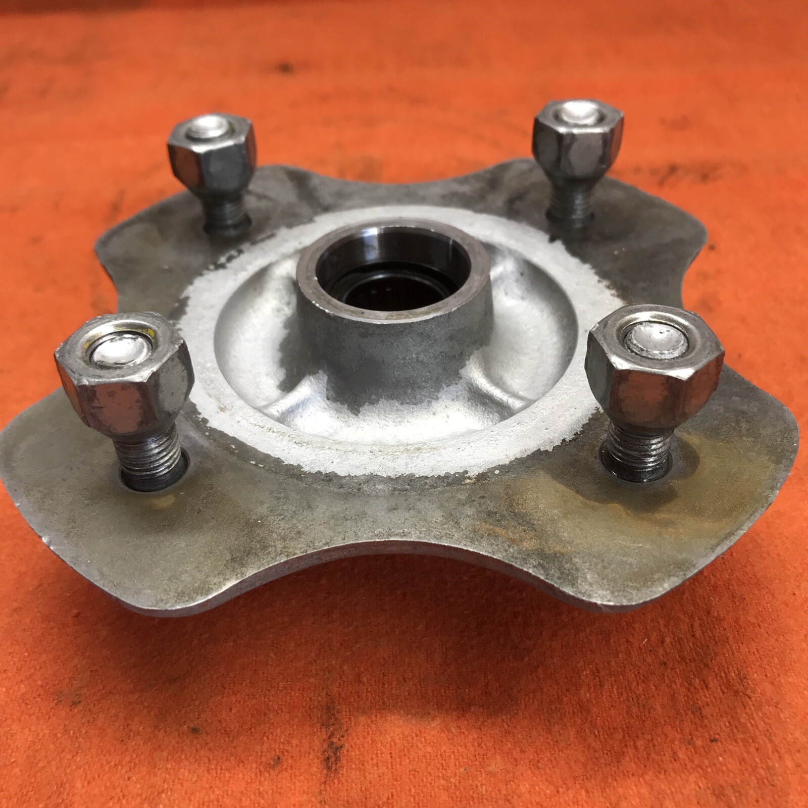 1986-87 Honda Atc250es Big Red Right Rear Wheel Hub 42600-ha0-680 for ...