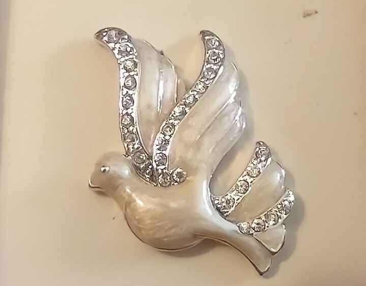Signed MONET Vintage DOVE BROOCH Pin Bird Crystal Rhinestone ...