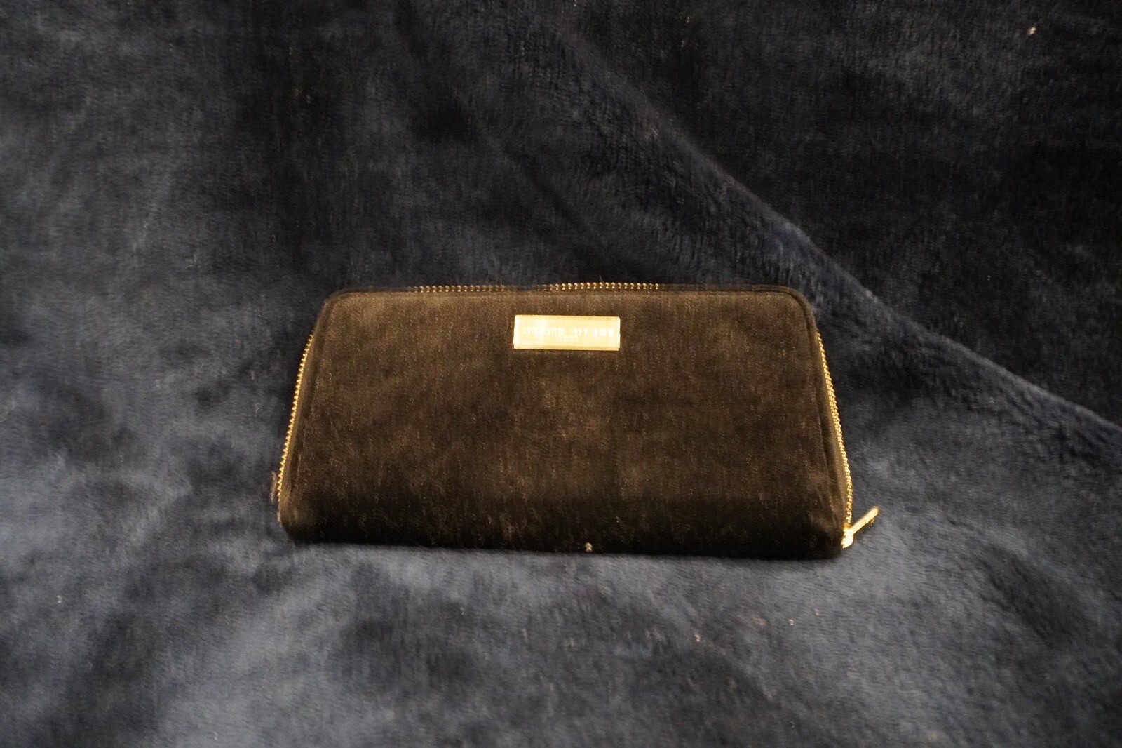 Adrienne Vittadini Studio Black Velvet Zip Around Wallet | eBay