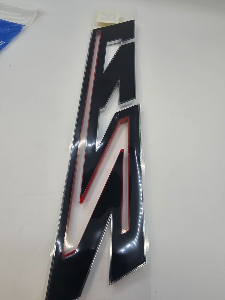Genuine GM Z71 Emblems, RH & LH, Silverado, Sierra, Tahoe, Yukon,2019 ...