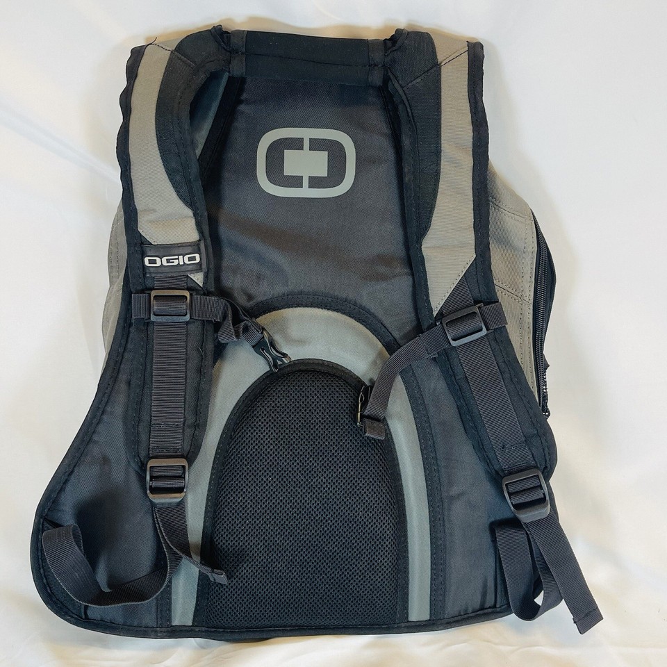 OGIO Street Tech Backpack Laptop Sleeve Audio Pocket W/ Vivint Logo | eBay