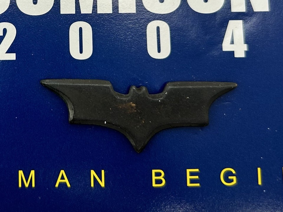 Batman Metal Pin Batarang Batman Begins COMICON 2004 | eBay