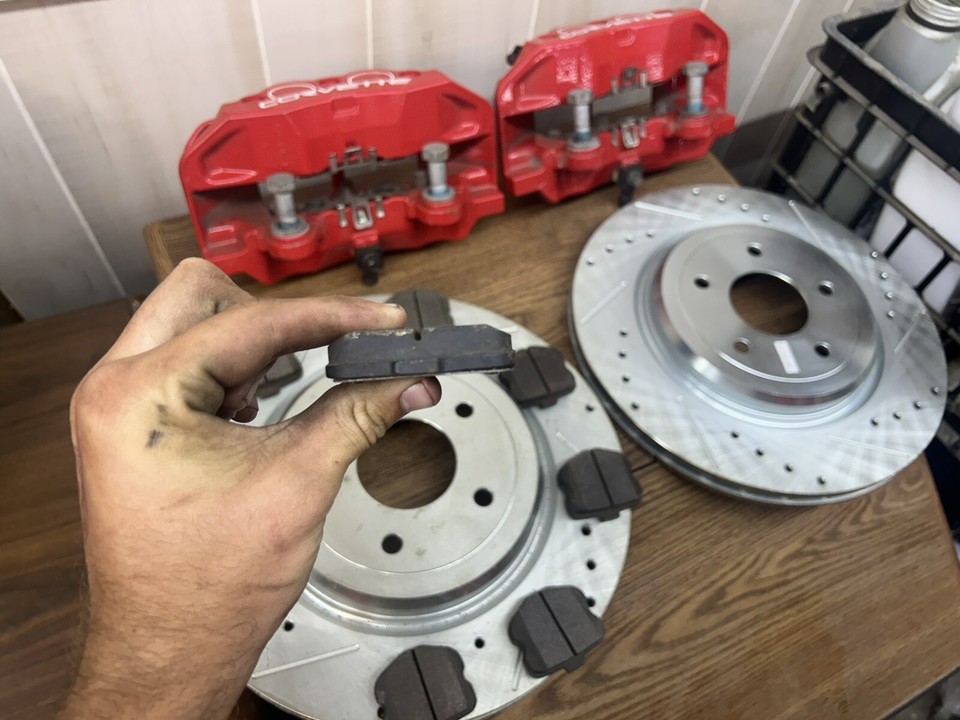 06-13 Corvette C6 Z06 Rear Brake Calipers 4 Piston Set Red + Rotors ...