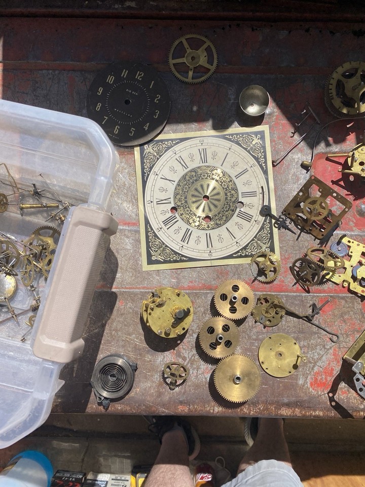 SALVAGE CLOCK PART LOT FOR SCRAP REPAIR OR SERVICE NON WORKING SEE ...