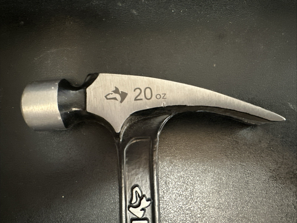 Husky 1-Piece Forged Steel Rip Claw Hammer 20oz 1000051235 ...