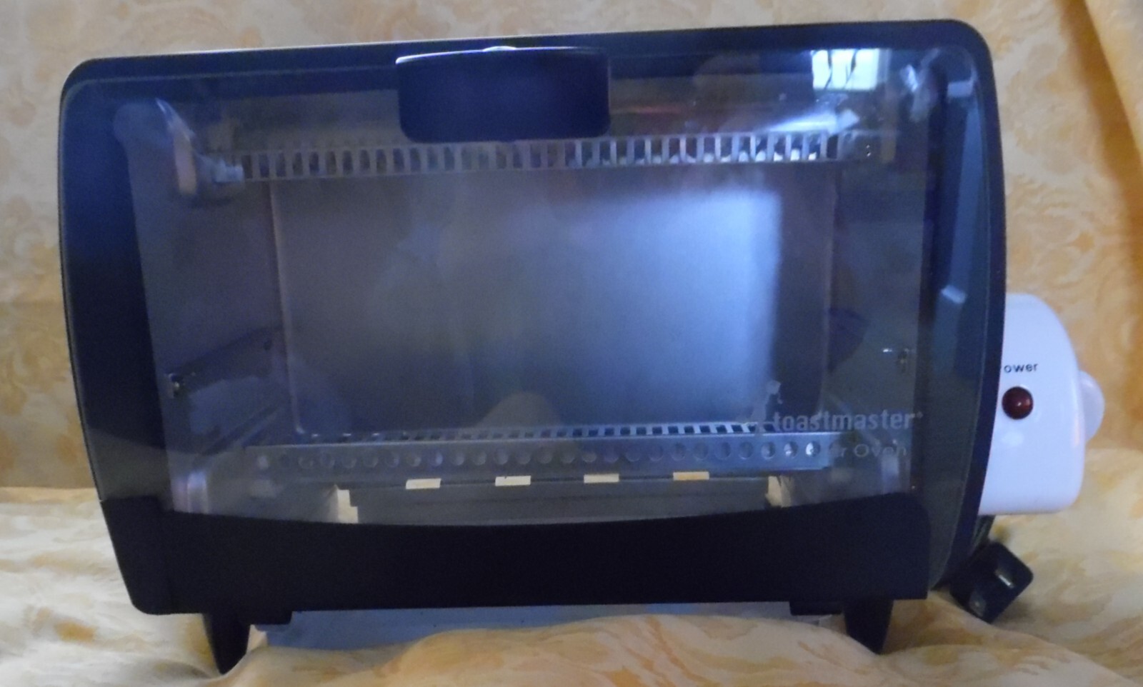 Toastmaster Toaster Oven Model TOV2W New Vintage 2005 White Side Timer ...