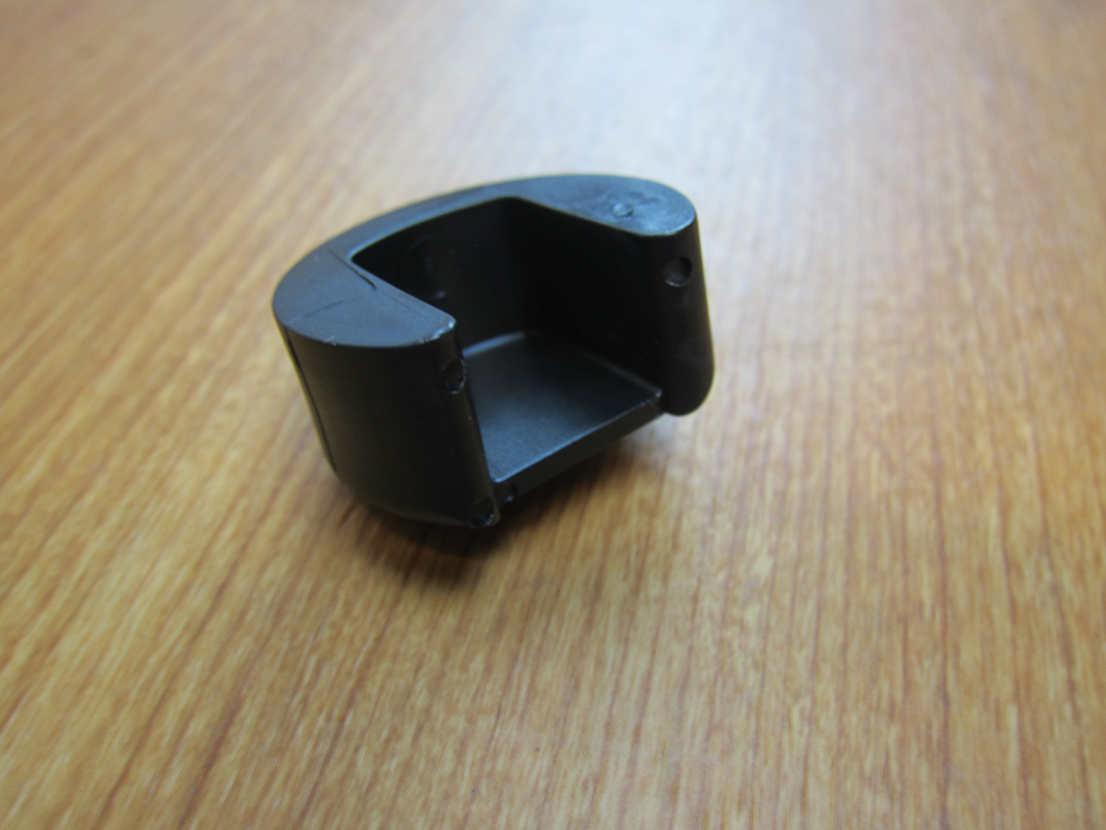 2010 - 2019 Dodge Ram Classic Right Passenger Side Tailgate Bushing ...