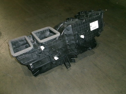 Air Distribution Case-ST, VIN: L Mopar 68197458AC | eBay
