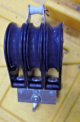 Harken 2 7/8" OD SHEEVE Big Bullet Triple Block - 1/2" LINE | eBay