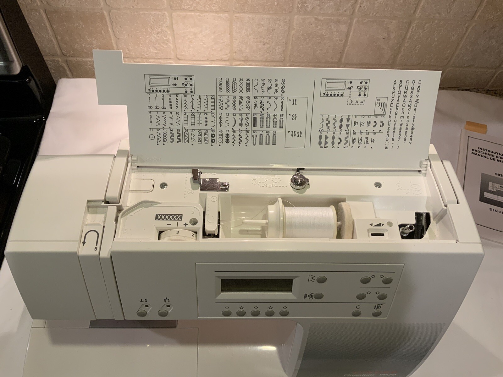 Singer Quantum 9920 Sewing Machine With Accessories | eBay