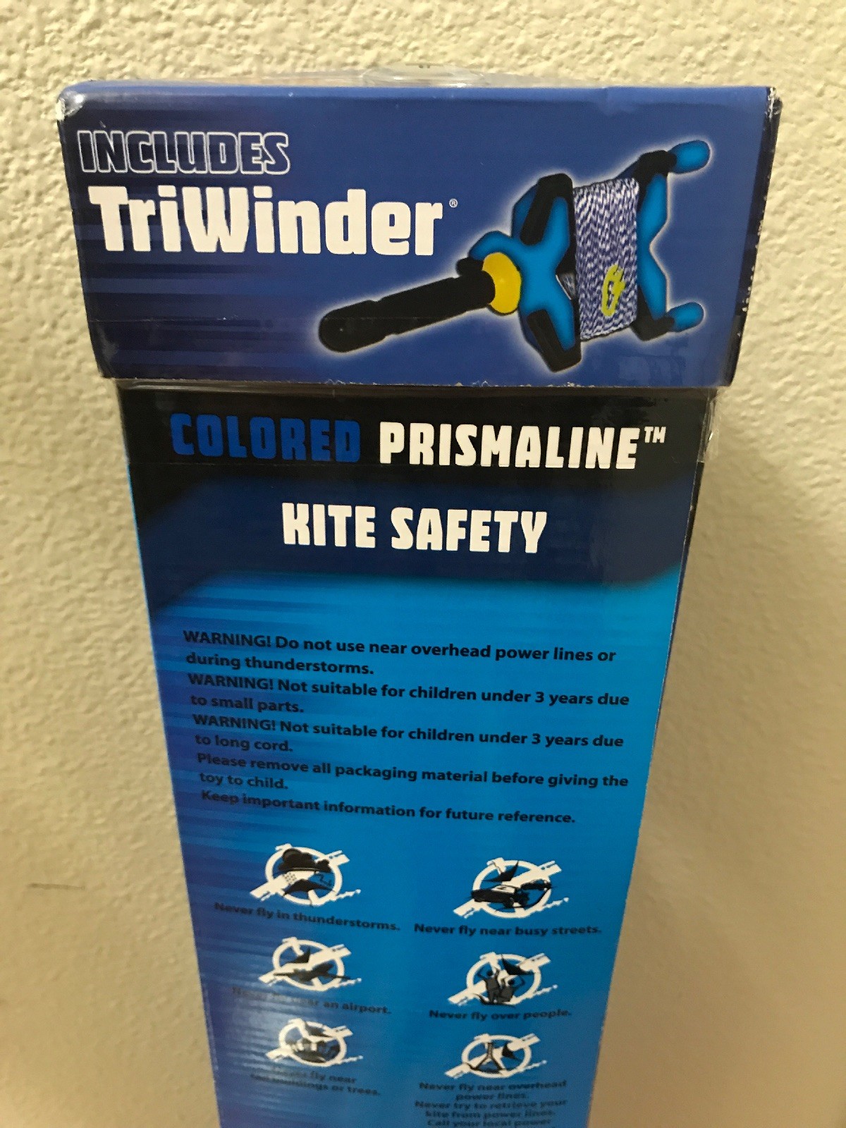 3-D Dragon Kite 76 inch Wingspan with TriWinder and Flying Line * Brand ...