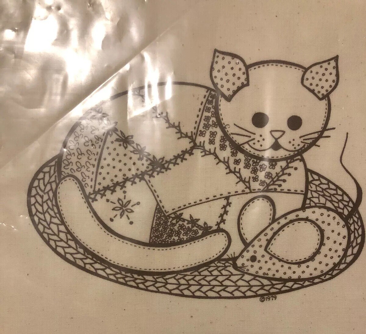 1979 silkscreen Design Cat / Kitten with mouse braided rug The Pattern ...