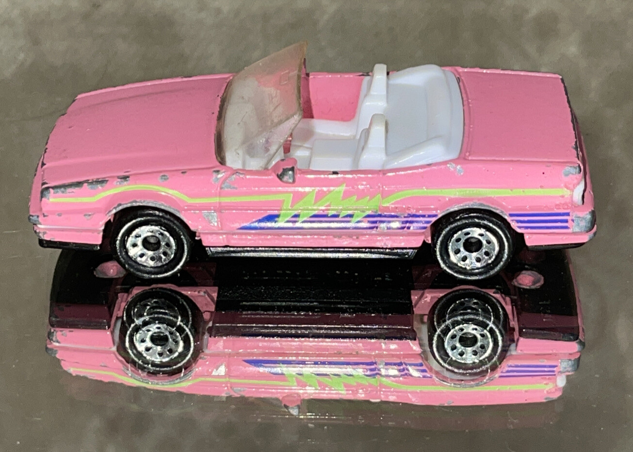 Vintage 1987 Matchbox Pink Convertible Cadillac Allante Die-cast Car 1: ...