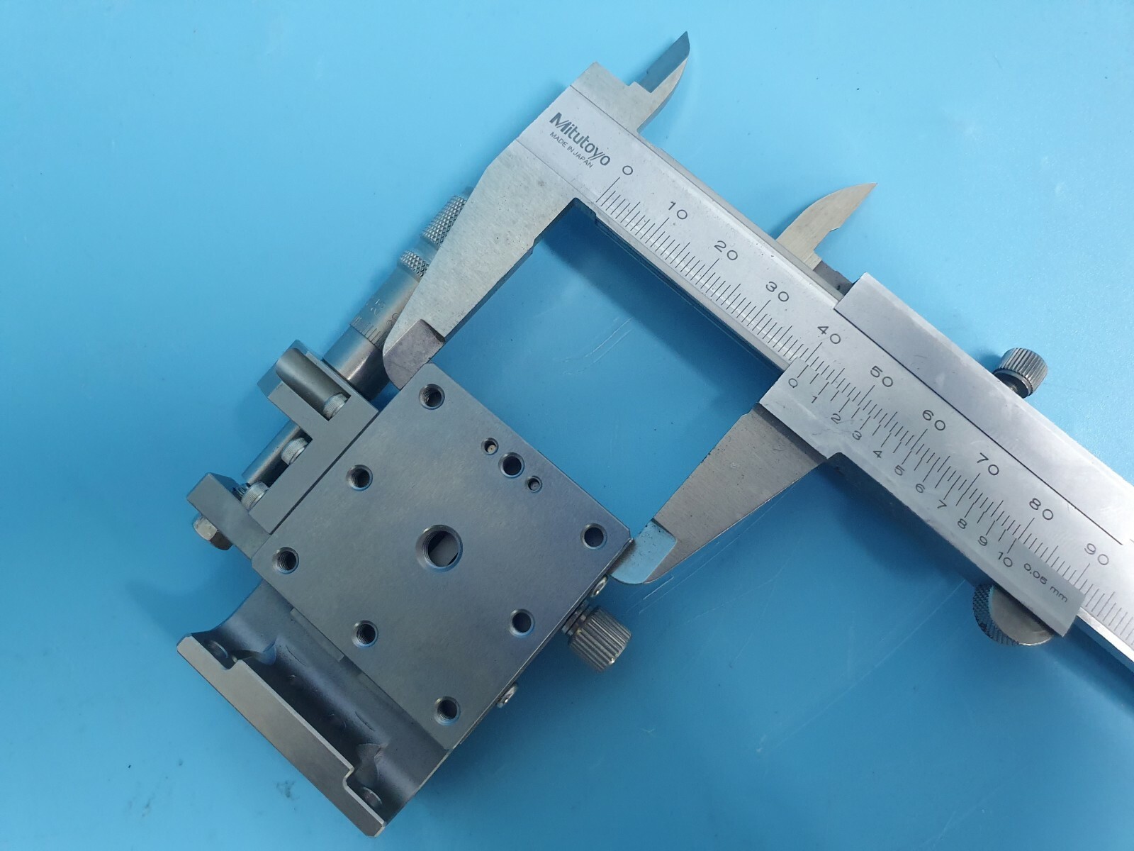 OptoSigma X,Y 2axis Linear Stage 40mm 1ea & Z axis Linear Stage 40mm 2ea | eBay