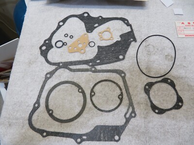 Honda NOS OEM CL70 SL70 XL70 1969-1975 Lower Engine Gaskets 06111-111 ...
