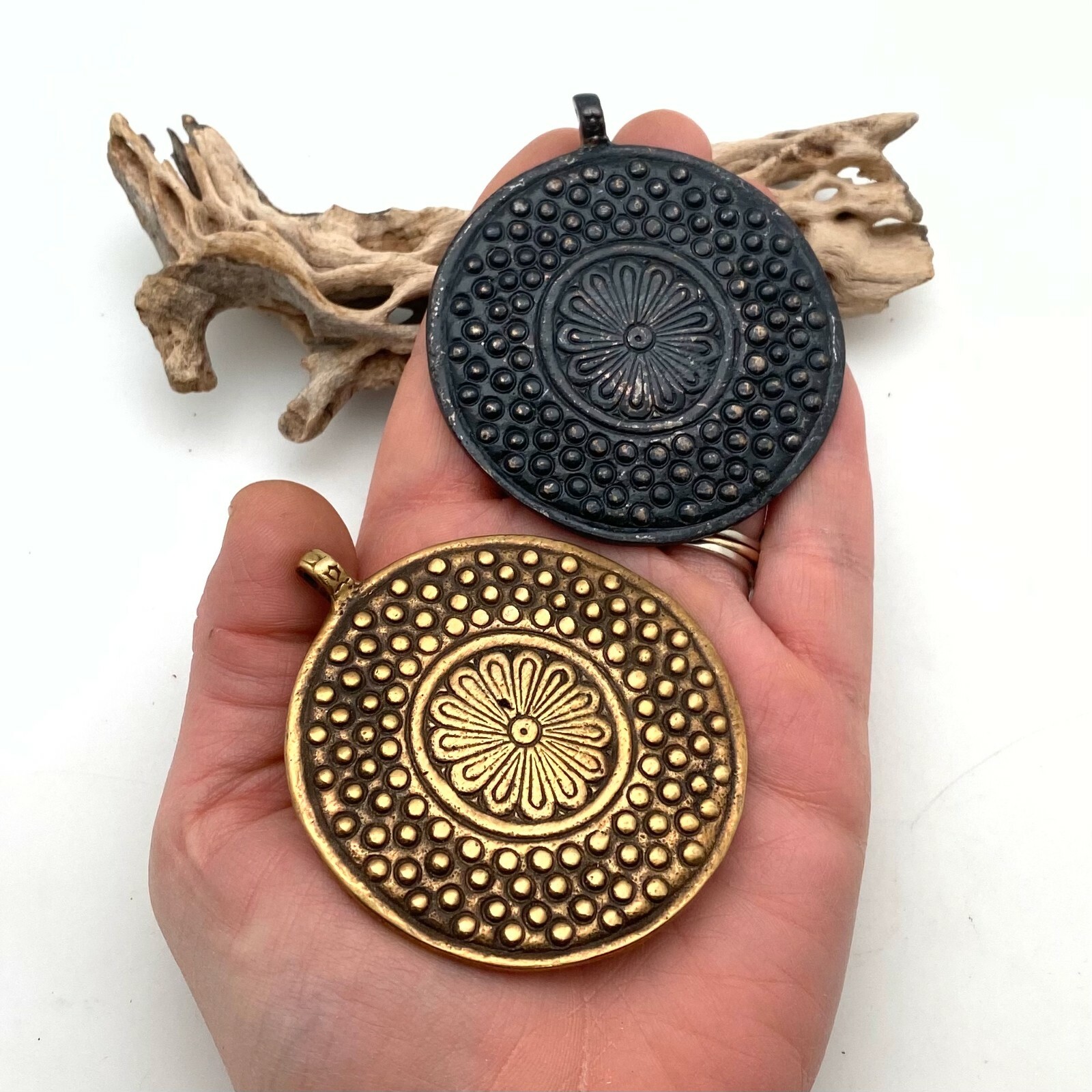 Big Round Brass Floral Amulet Pendant (LBP7) | eBay