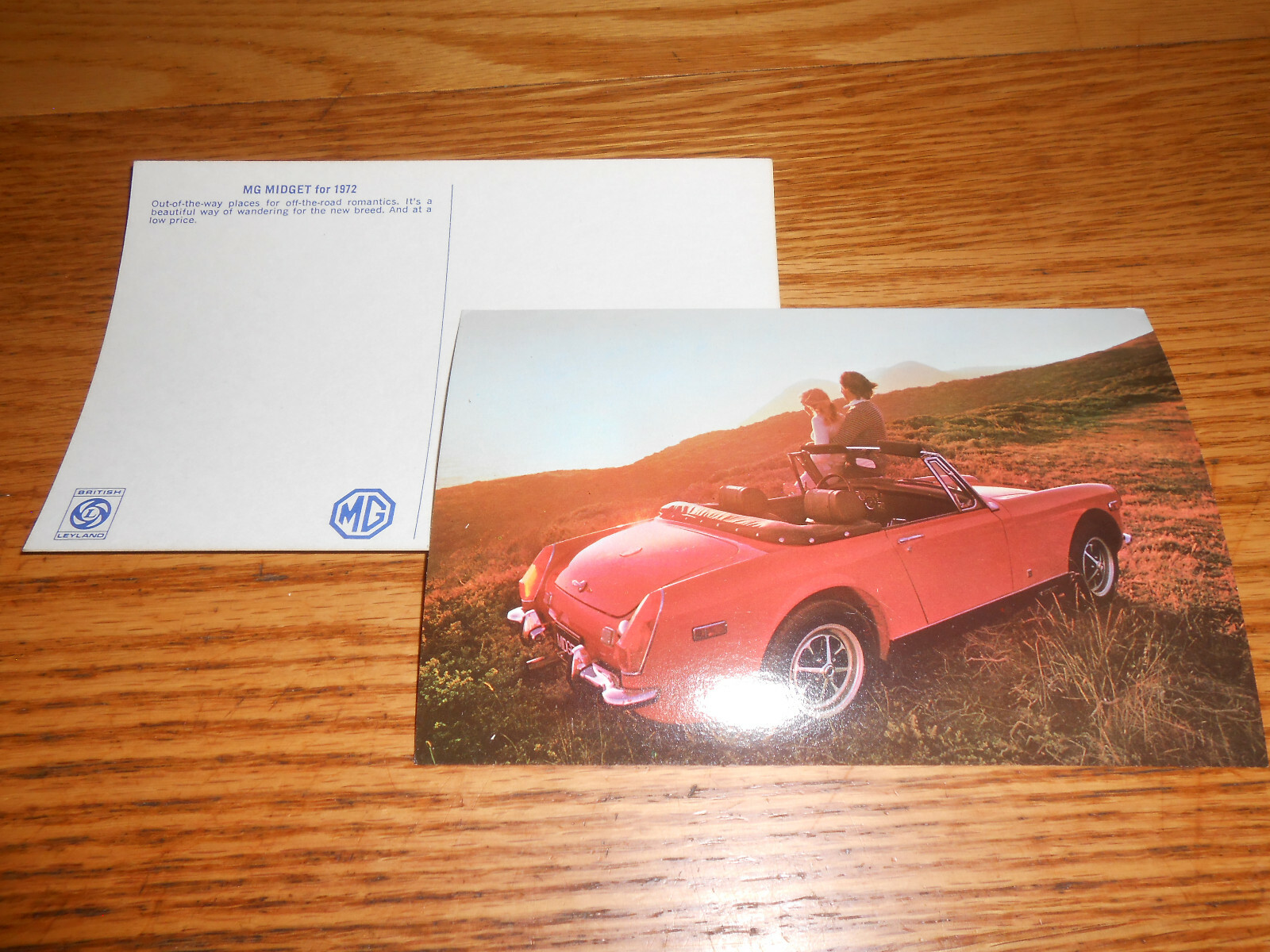 1972 MG MIDGET ORIGINAL 4 x 6 POSTCARD / BROCHURE / VINTAGE '72 MG ...