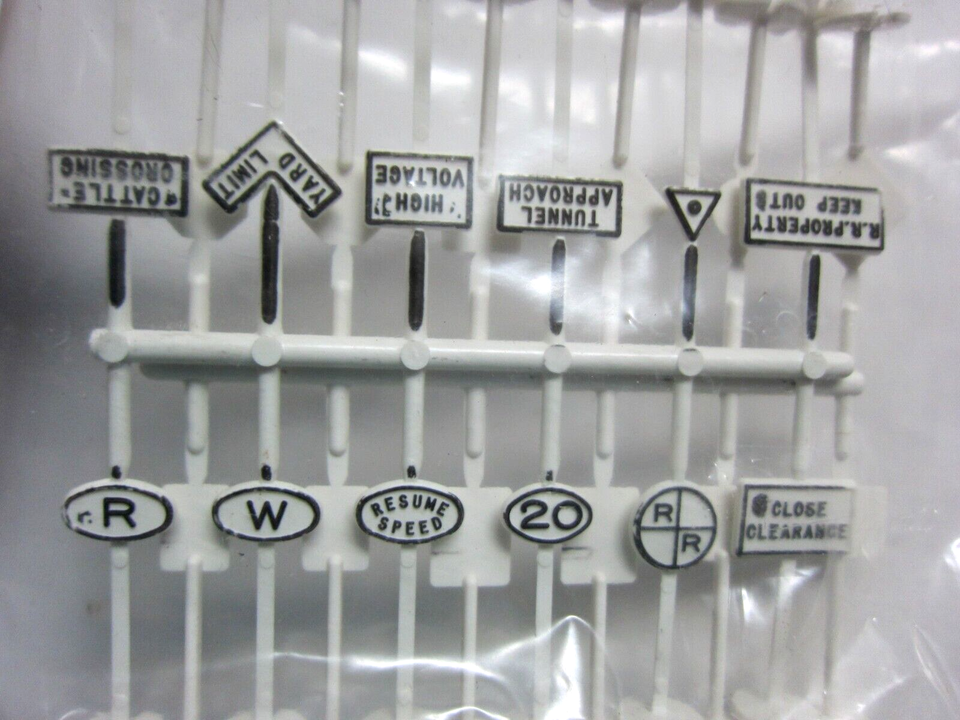 Model Train Railroad Accessories Telephone Poles Signs Gravel Rail ...