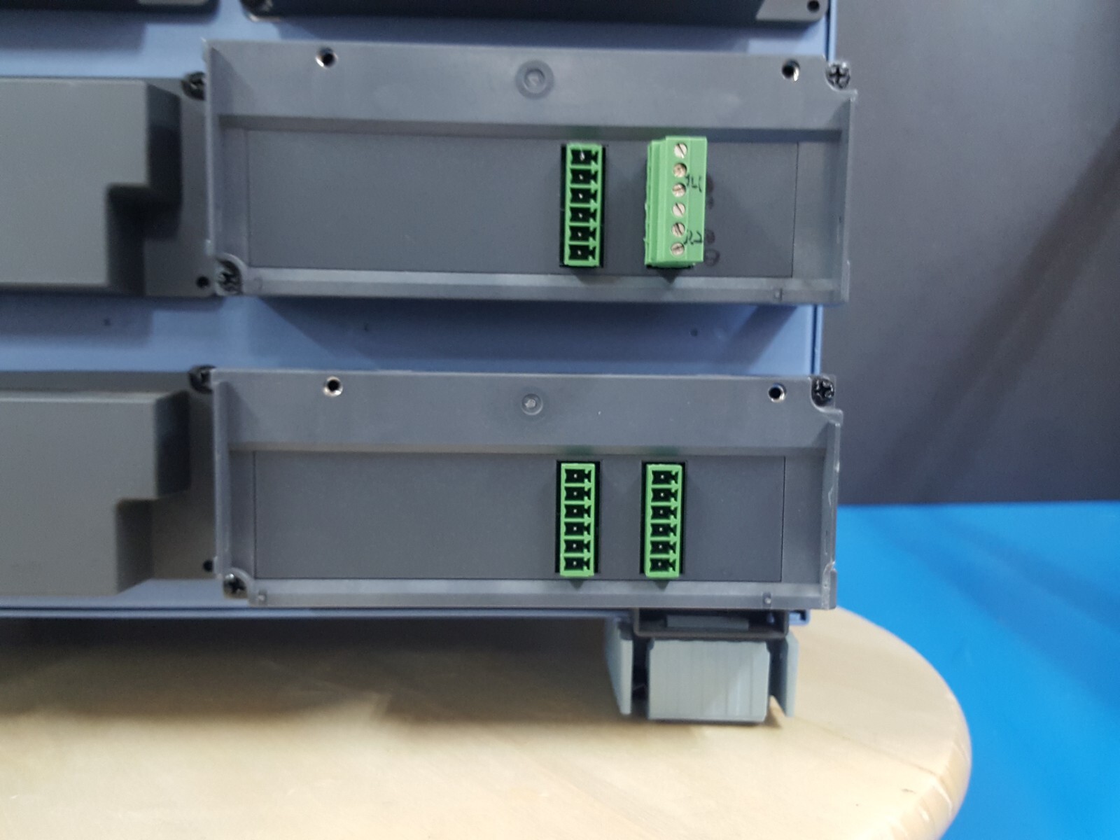 YOKOGAWA MV2000 - MV2008-1-4-4-1-1F: Portable Paperless Recorder (4747 ...