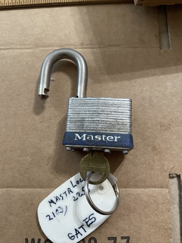Master Lock Commercial Padlock No1 With 1 Key Heavy Duty See Photos #2 ...