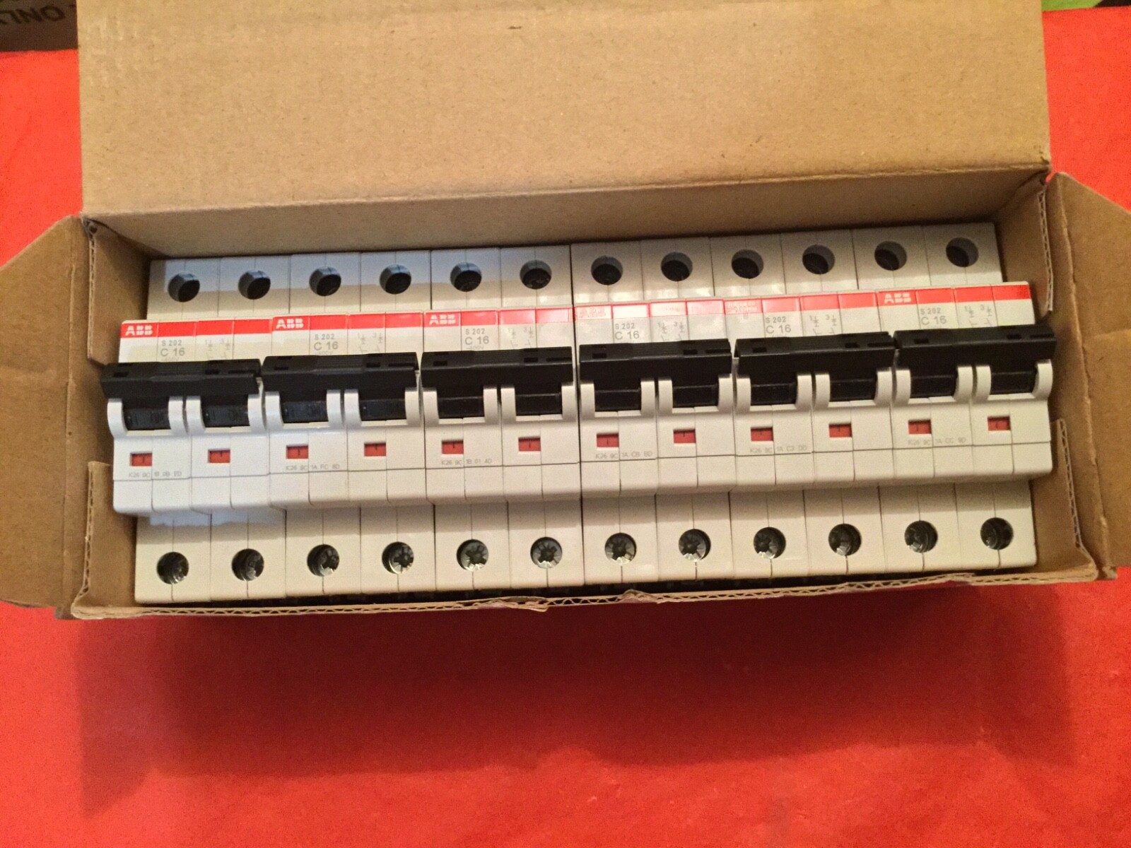 ABB S202-C16 Miniature Circuit Breaker 16A / 400VAC / 2 Poles (Box of 6 ...