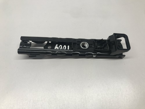 2019 VW JETTA Mk7 1.4 TSI Front Right Seat Belt Height Adjuster ...
