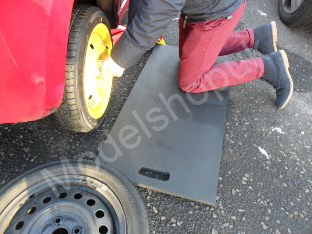 Handyman-LITE Mechanic Work Mat 1m x 500mm Waterproof NO MORE WET OR ...