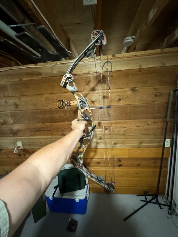 Hoyt Ultramag XT 2000 Compound Bow Used | eBay