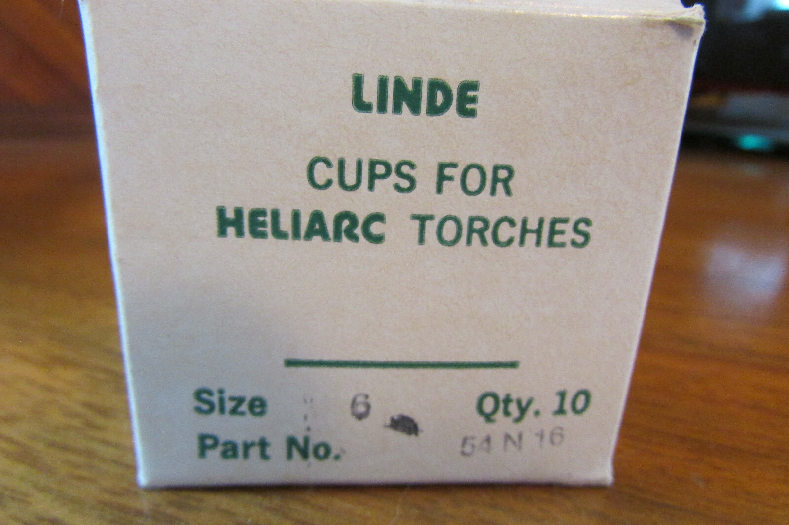 LINDE HELIARC TORCH CUPS #54N16 SIZE 6 BOX OF TEN NEW OLD STOCK SEE ...