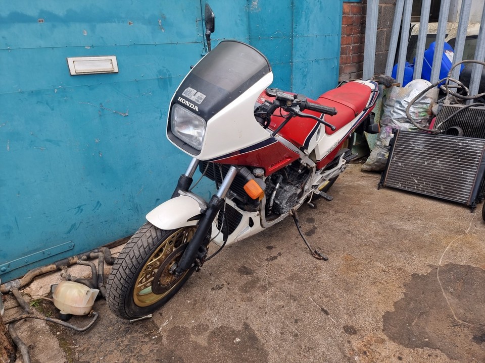 Honda VF750F Rc15 Project Mot Exempt | eBay UK