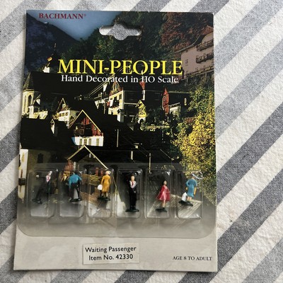HO Scale Bachmann Mini-People #42330 Waiting Passengers | eBay