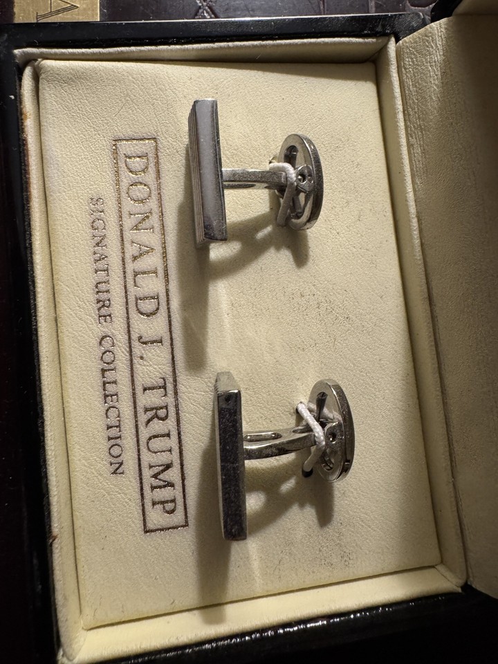 Donald Trump Signature Collection Rectangular Diagonal Stripe Cufflinks ...
