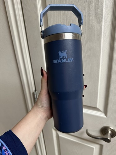 Stanley Navy blue w Light Blue Lid IceFlow Flip Straw Tumbler 30oz | eBay