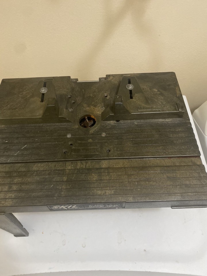 SKIL 1835 Plunge Router 1 3/4 HP 9-Amp Woodworking Tool With Table | eBay