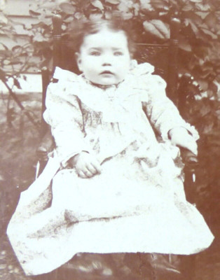 Antique 1899-1907 Cabinet Card Adorable Baby Posed Child's Chair in ...