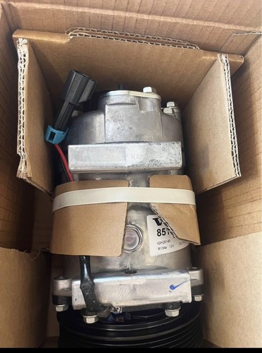 Sanden Compressor Model 4494, Volvo Sanden Type OE# 21349573 20501069 ...